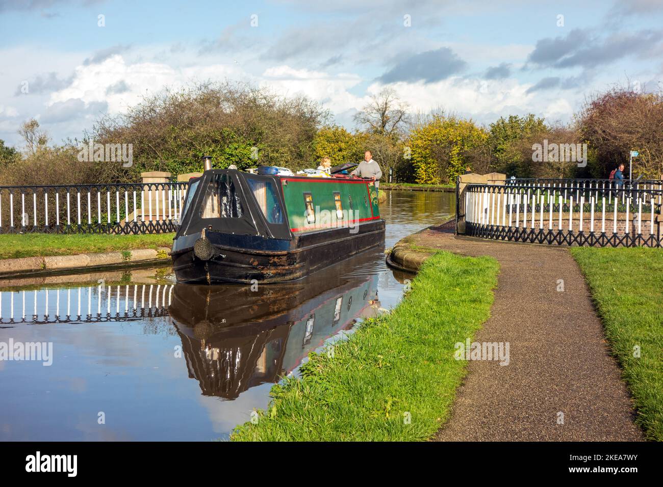 Canal narrowboat crossing the Thomas Telford Designed Nantwich Aqueduct ...