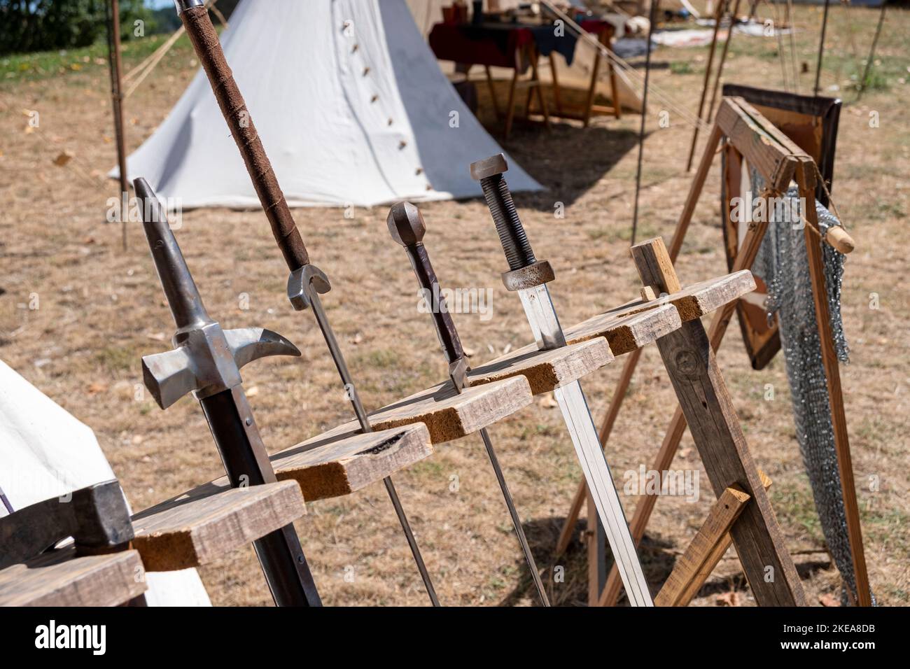 Medieval weapons hi-res stock photography and images - Alamy