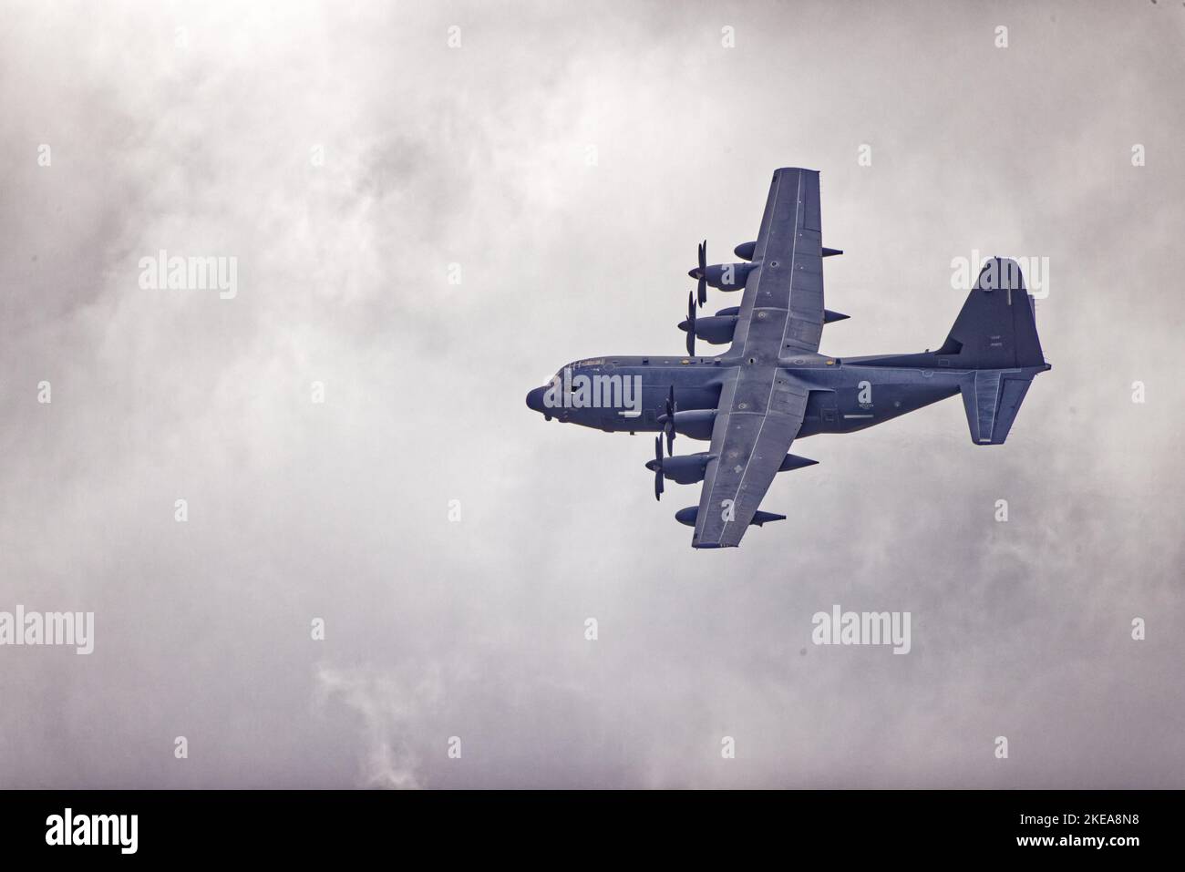 Military air force 130 hi-res stock photography and images - Alamy