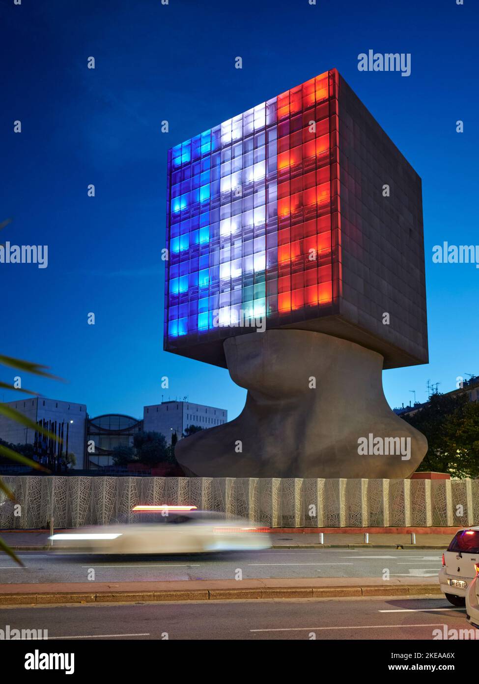 Public Library Square Head contemporary architecture of Nice (France ...