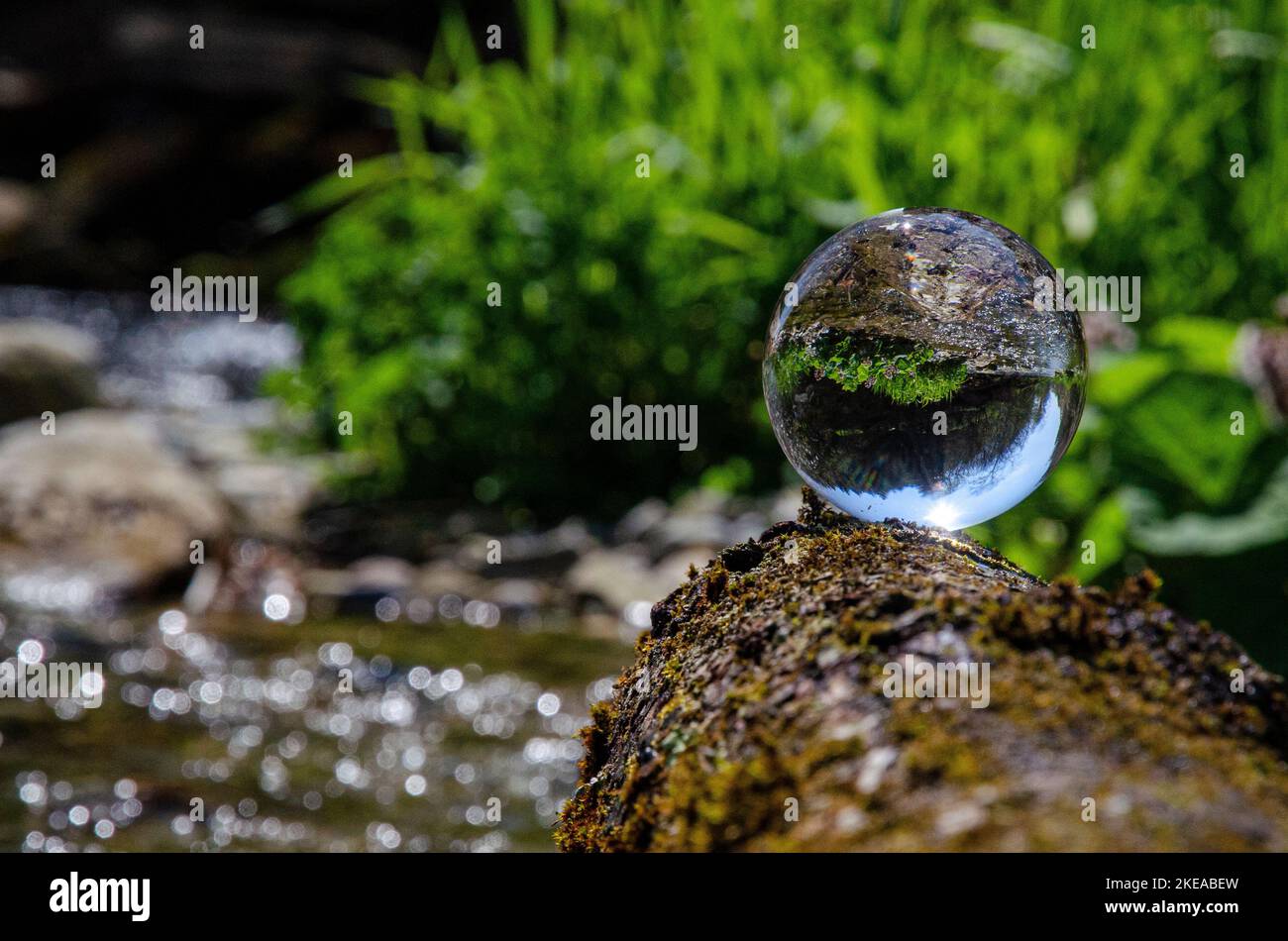 Crytal ball hi-res stock photography and images - Alamy