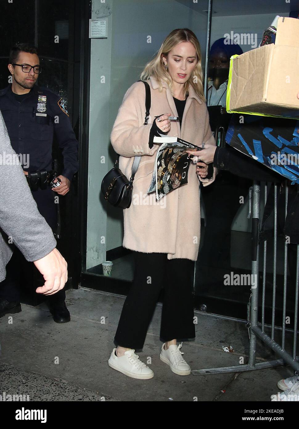 Emily Blunt leaving to The View to talk about her new Prime Video ...