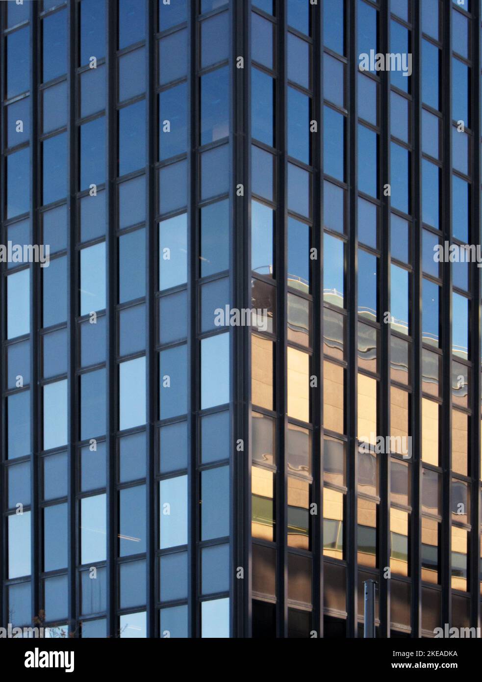 The William J. Green Jr. federal building at 6th and Arch streets in ... The William J. Green Jr. federal building at 6th and Arch streets in ...