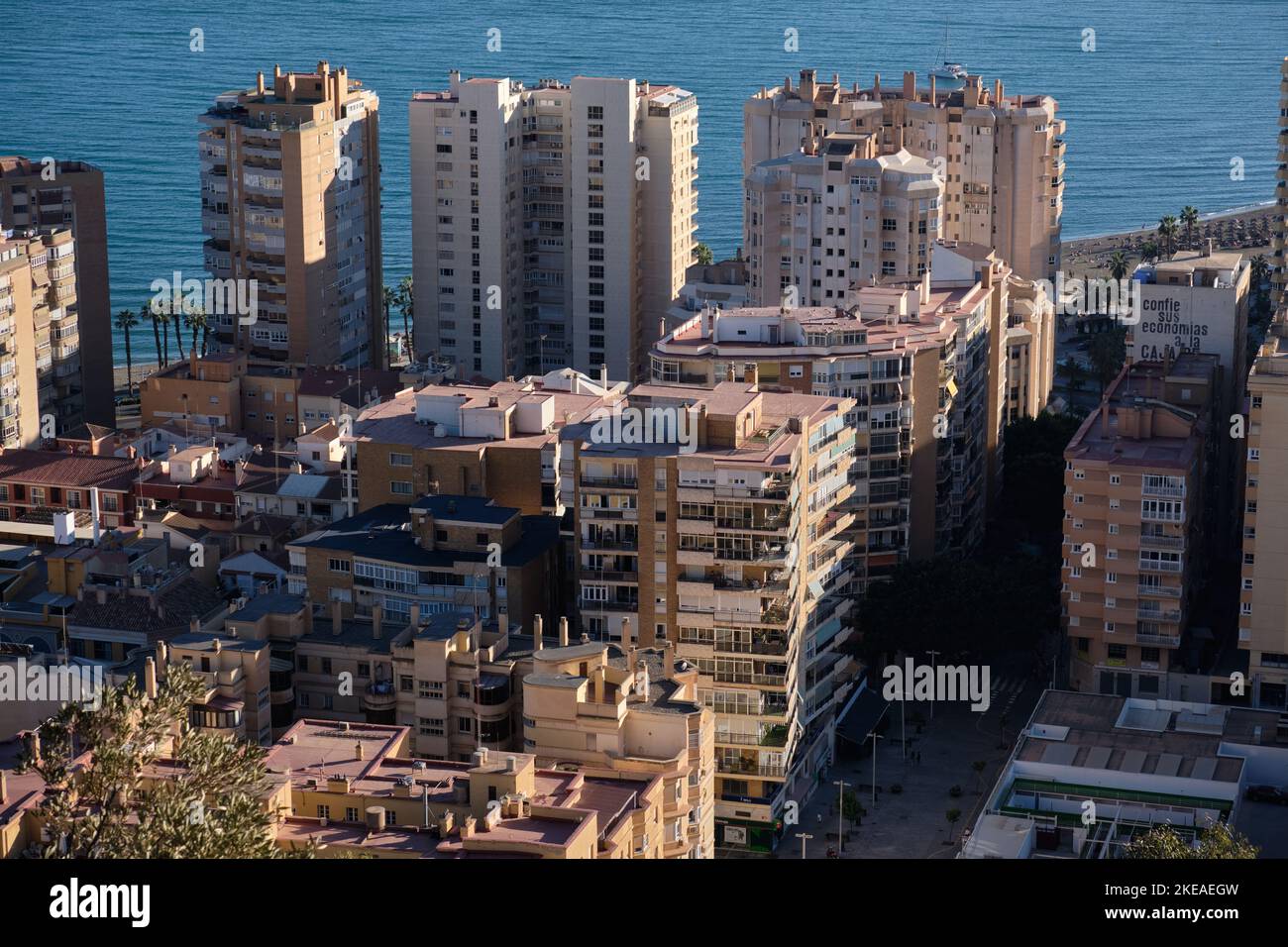 Spanish apartment blocks hi-res stock photography and images - Alamy