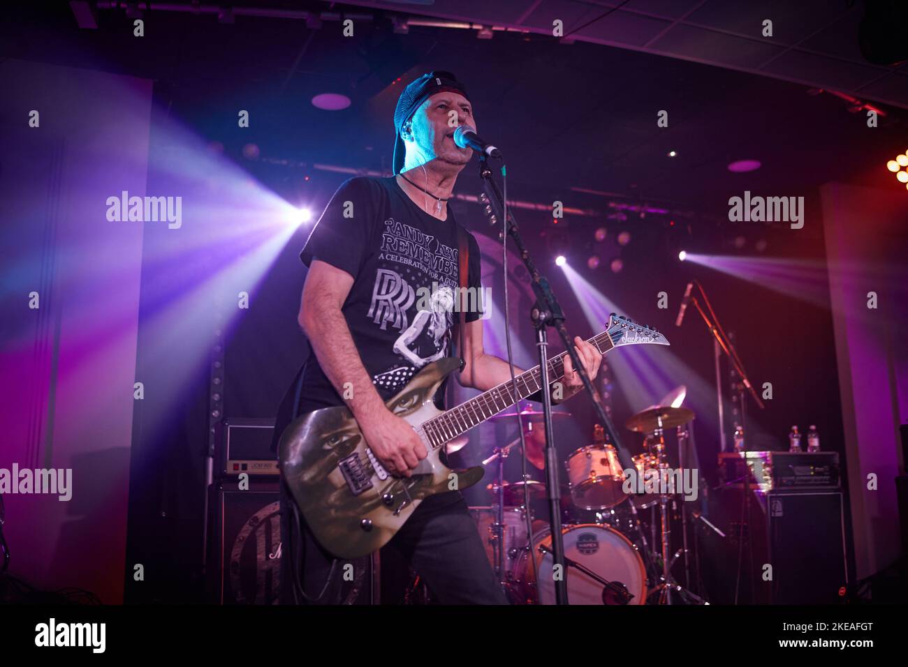 Wicked Smile, with Cassidy Paris as guest, Performing live at Hard Rock ...