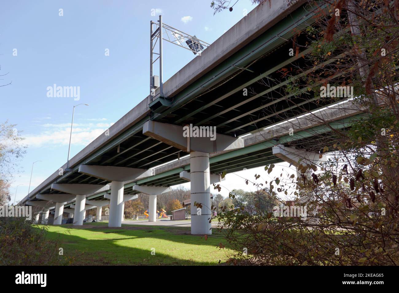 Dual steel beam bridge hi-res stock photography and images - Alamy