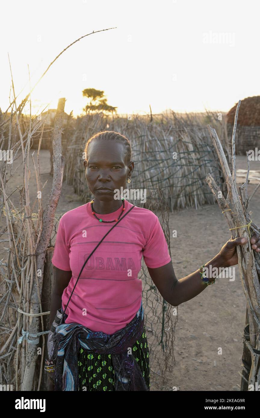 KENYA, Turkana, village Nariokotome, Turkana woman, the region suffers ...