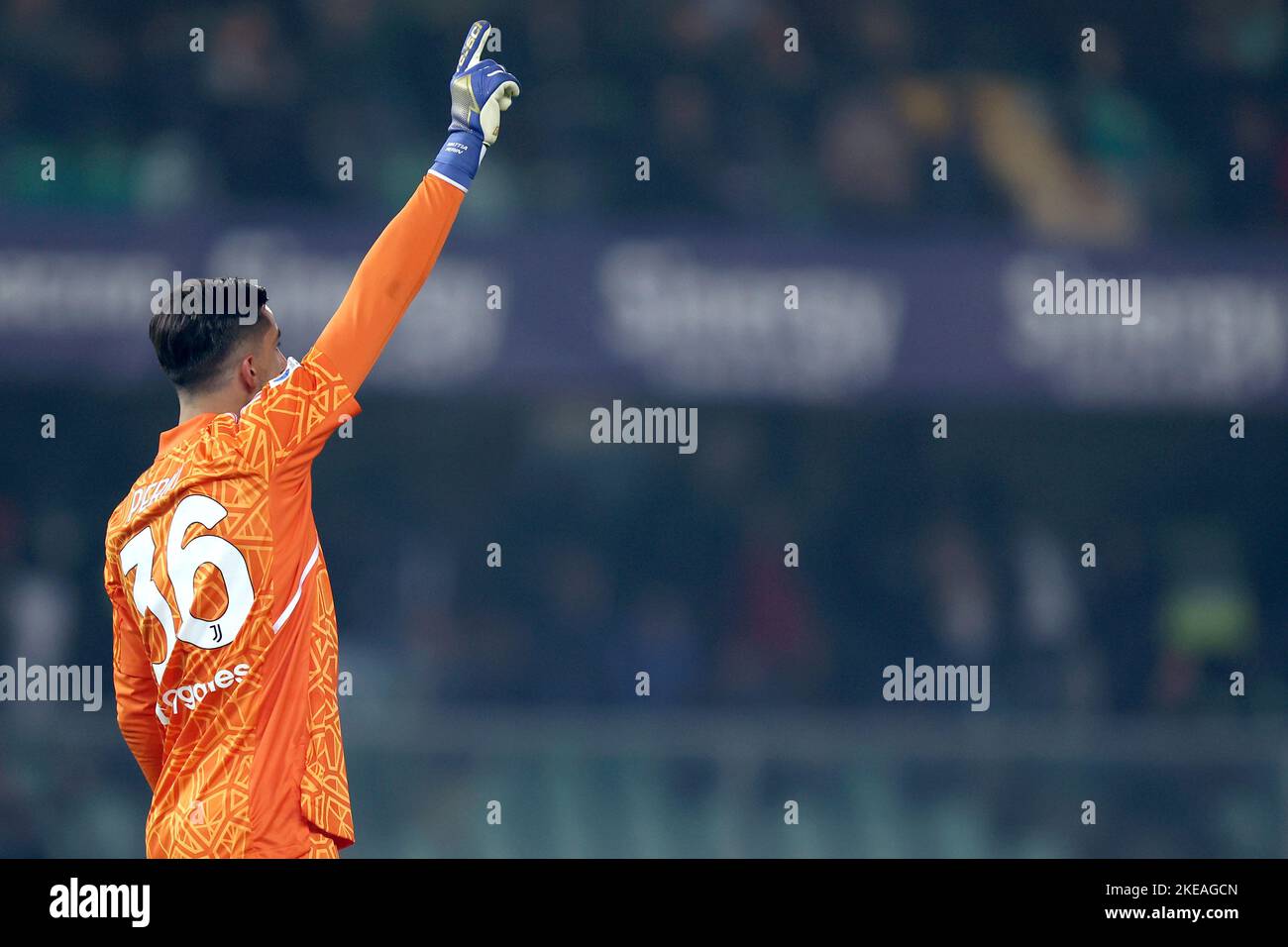 Mattia Perin of Juventus Fc gestures during the Serie A match beetween ...