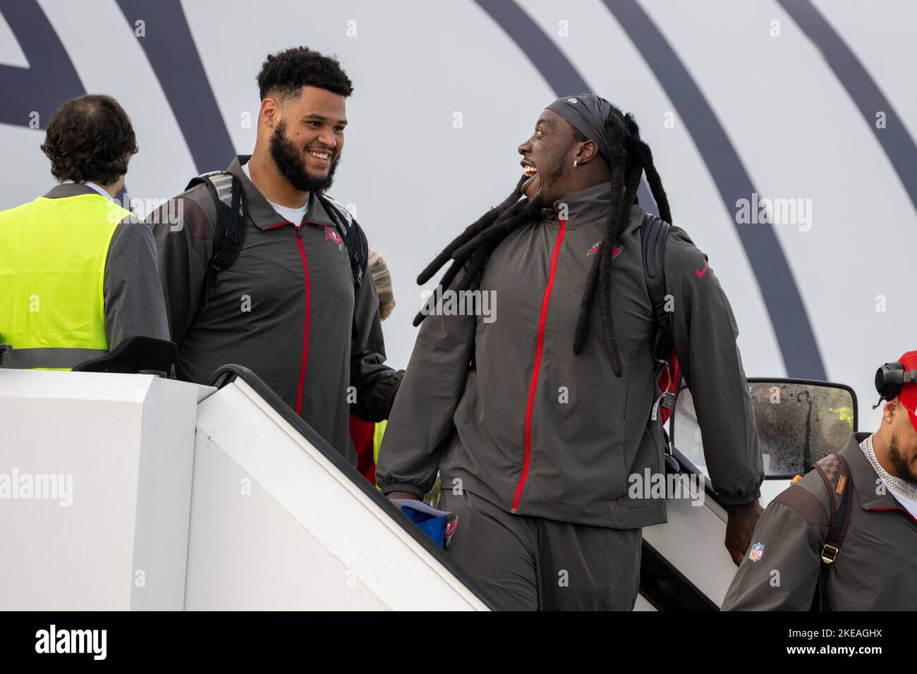 Tampa bay buccaneers defensive tackle rakeem nunez roches hi-res stock ...