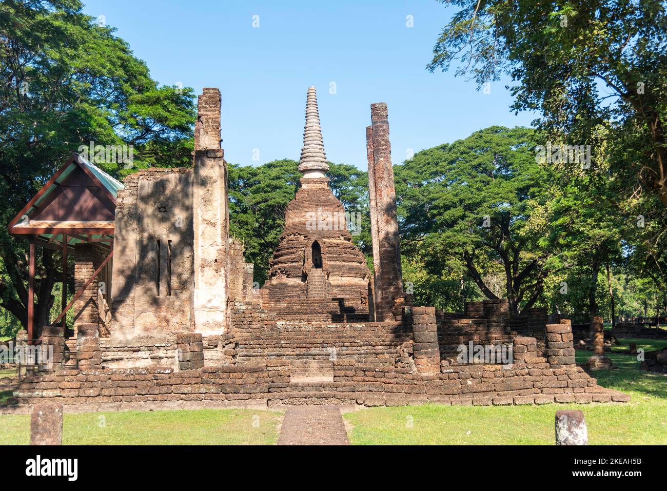 Templo del Buda Esmeralda (W at Phra Kaew): el templo budista más ...