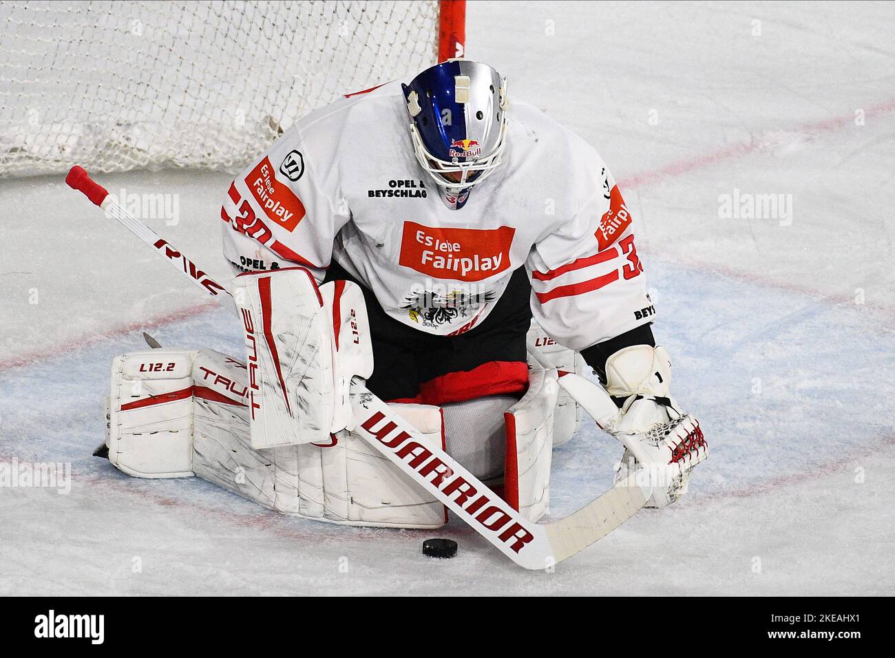 KREFELD, GERMANY - NOVEMBER 10, 2022: KICKERT David Deutschland Cup ...