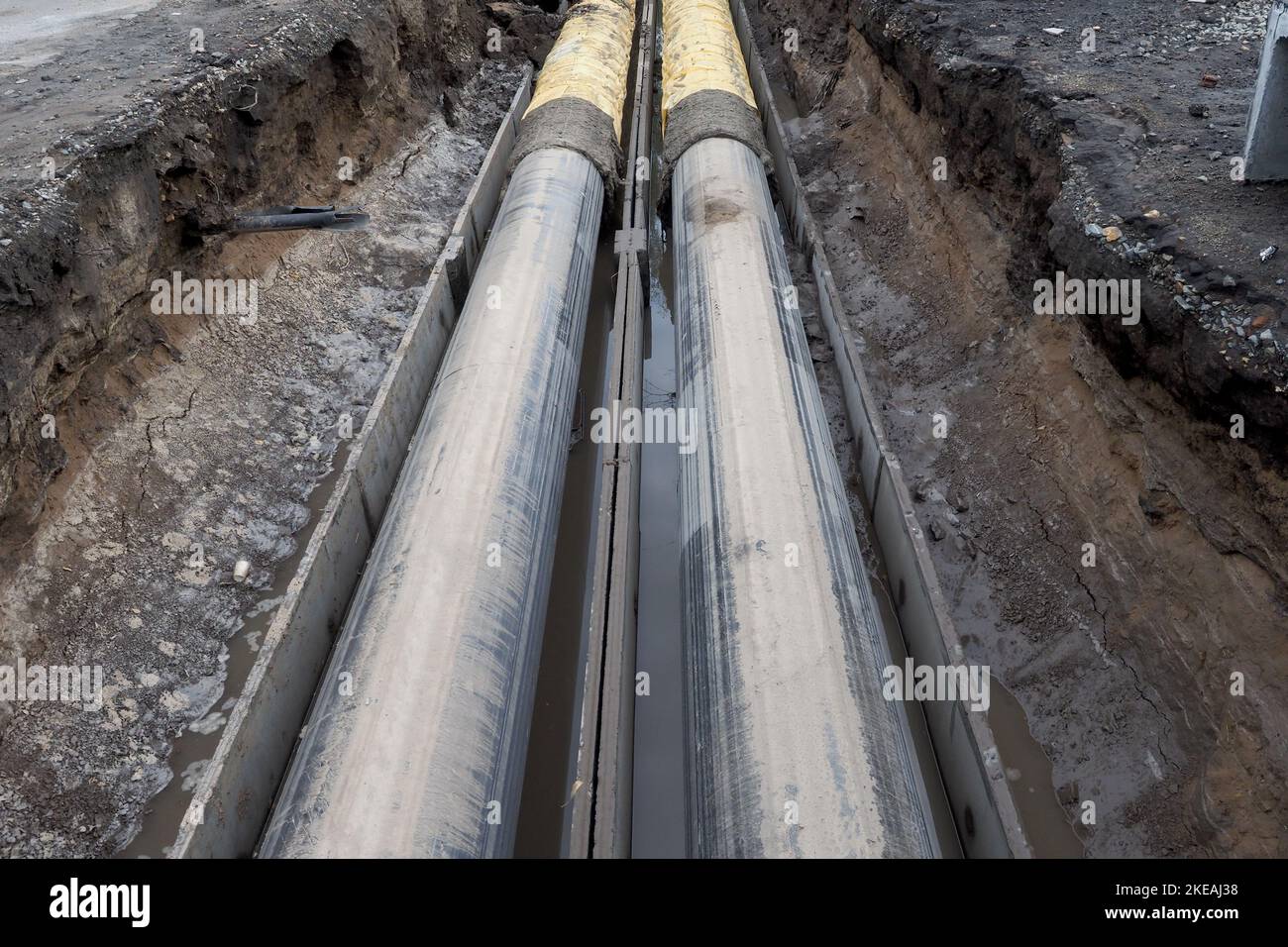 Repair of urban communications. Replacement of water pipes, repair and reconstruction of heating ...