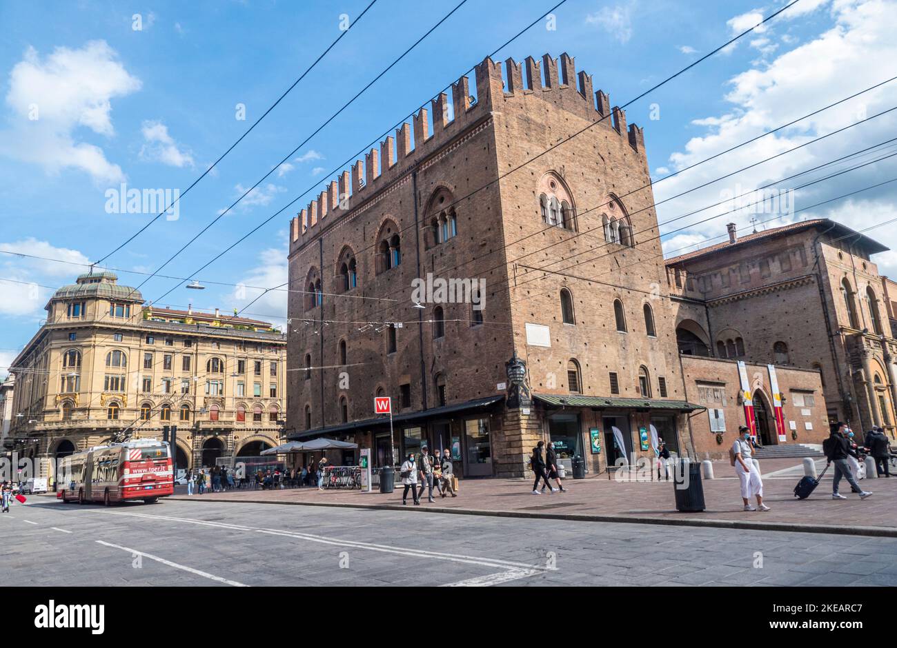 Bologna, Italy: 04-15-2021: The beautiful Maggiore Square in Bologna ...