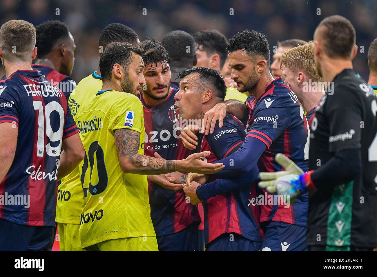 Milano, Italy. 09th, November 2022. Gary Medel (17) of Bologna and ...