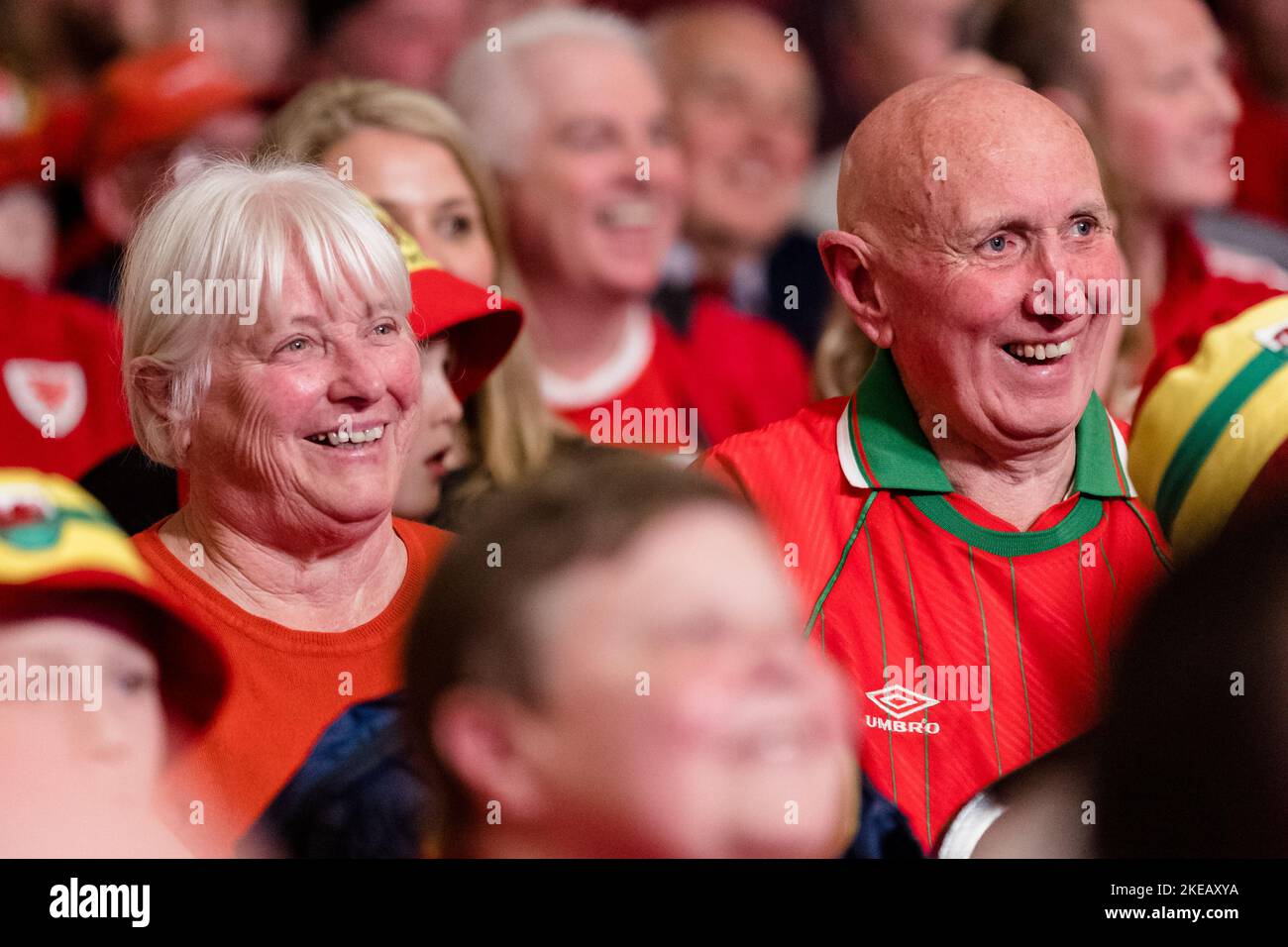 RHONDDA, WALES - 09 NOVEMBER 2022: Wales’ Head Coach Robert Page mother ...