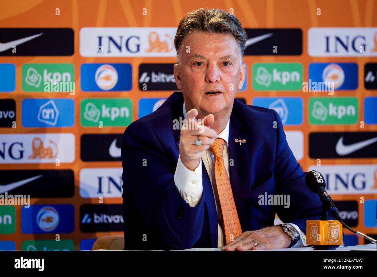 Local Caption *** Louis van Gaal Stock Photo - Alamy