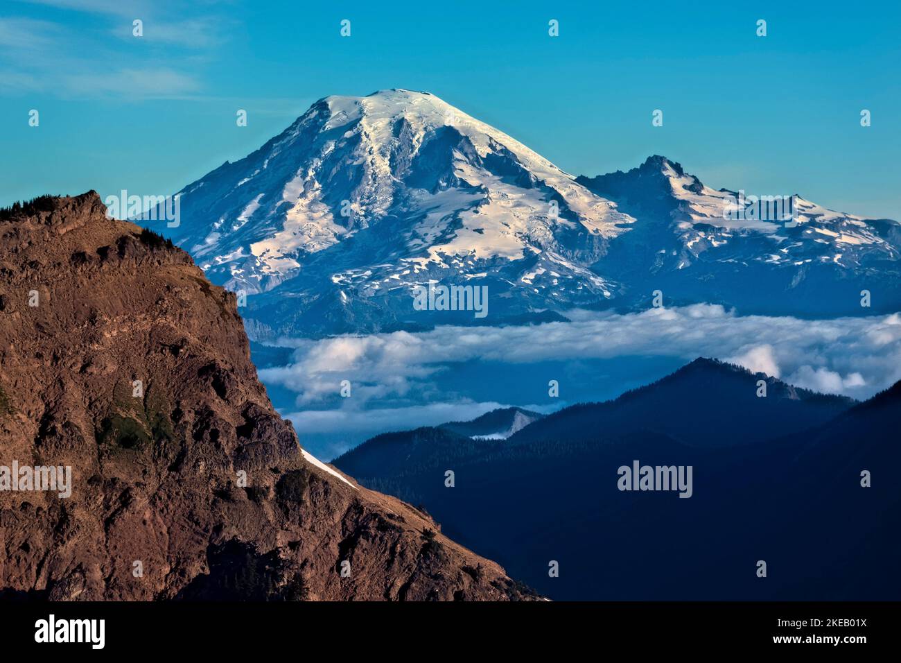 Mount Rainier view, Goat Rocks Wilderness, Pacific Crest Trail ...