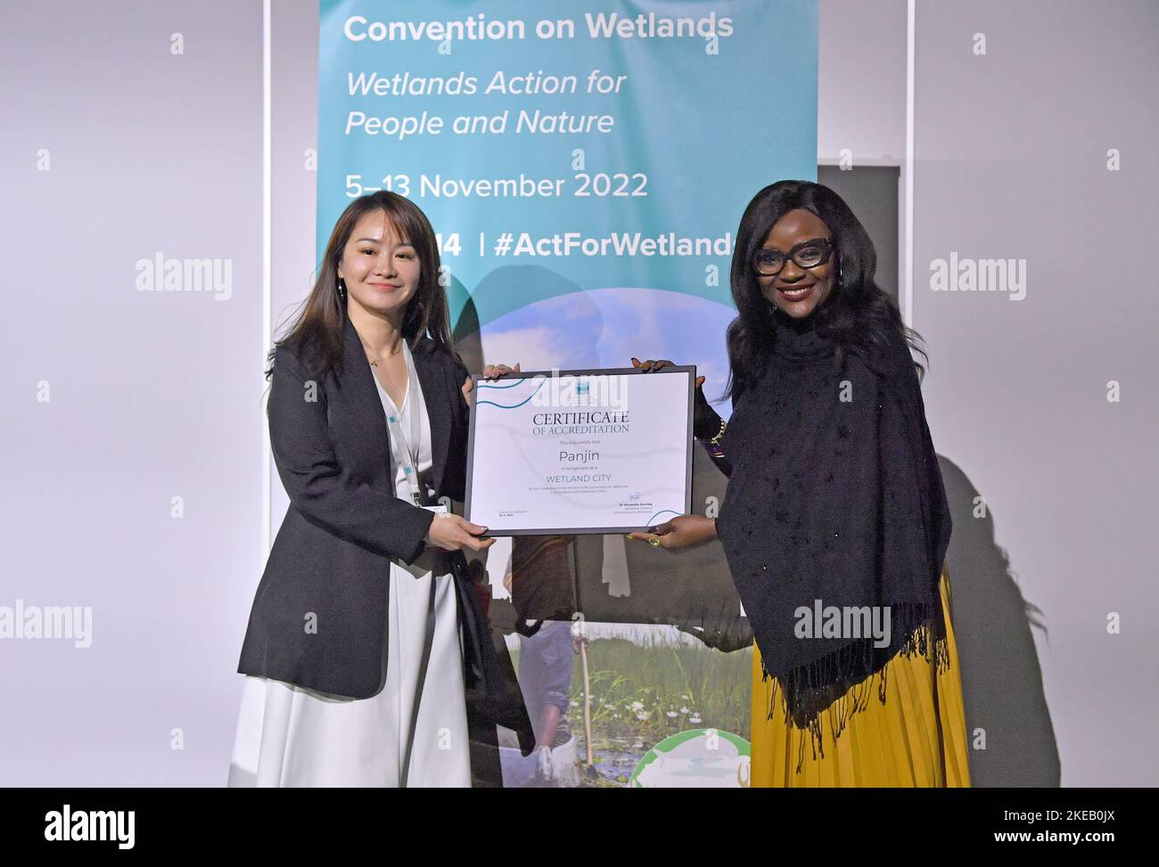 GENEVA, Nov. 11, 2022 (Xinhua) -- Musonda Mumba (R), secretary-general of the Ramsar Convention ...