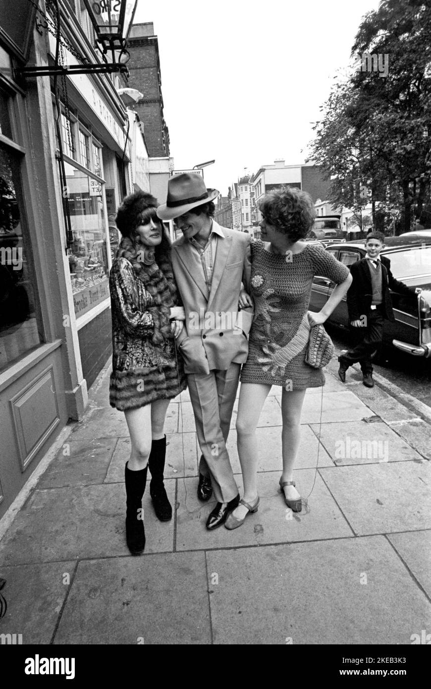 1960s london market stalls hi-res stock photography and images - Alamy