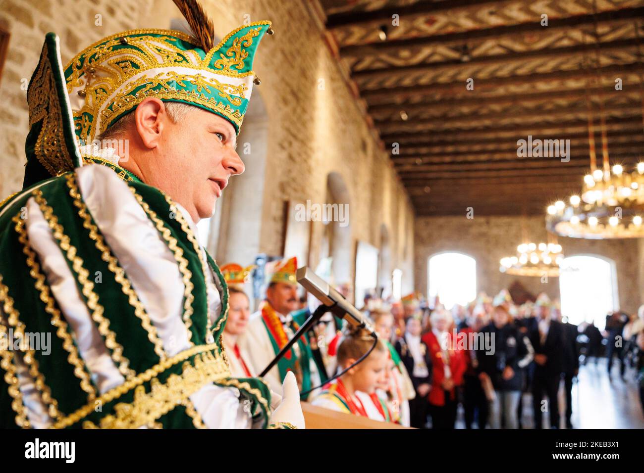 Brunswick, Germany. 11th Nov, 2022. Braunschweig Carnival Prince Sascha ...