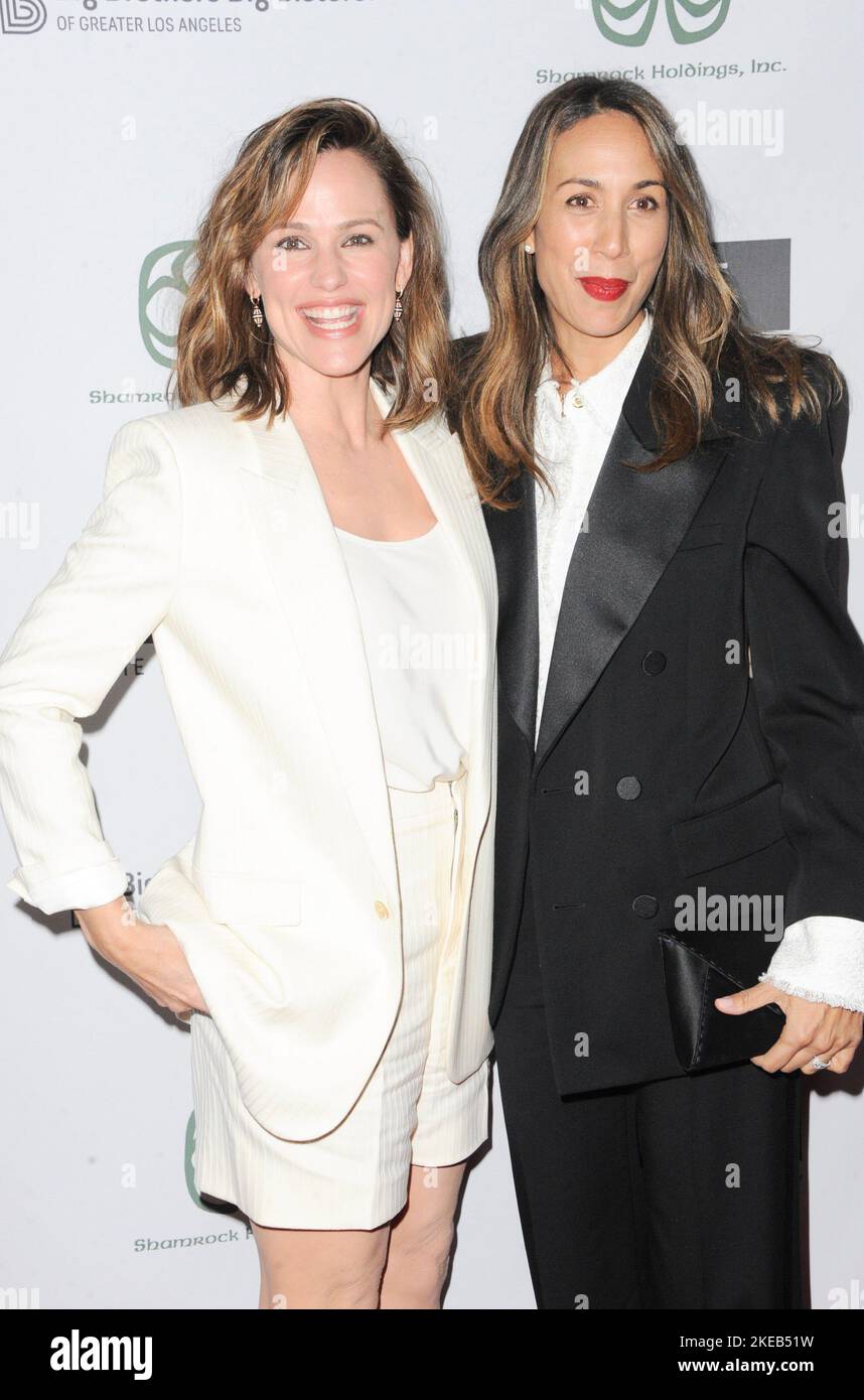 Los Angeles, CA. 10th Nov, 2022. Meredith O'Sullivan, Jennifer Garner ...