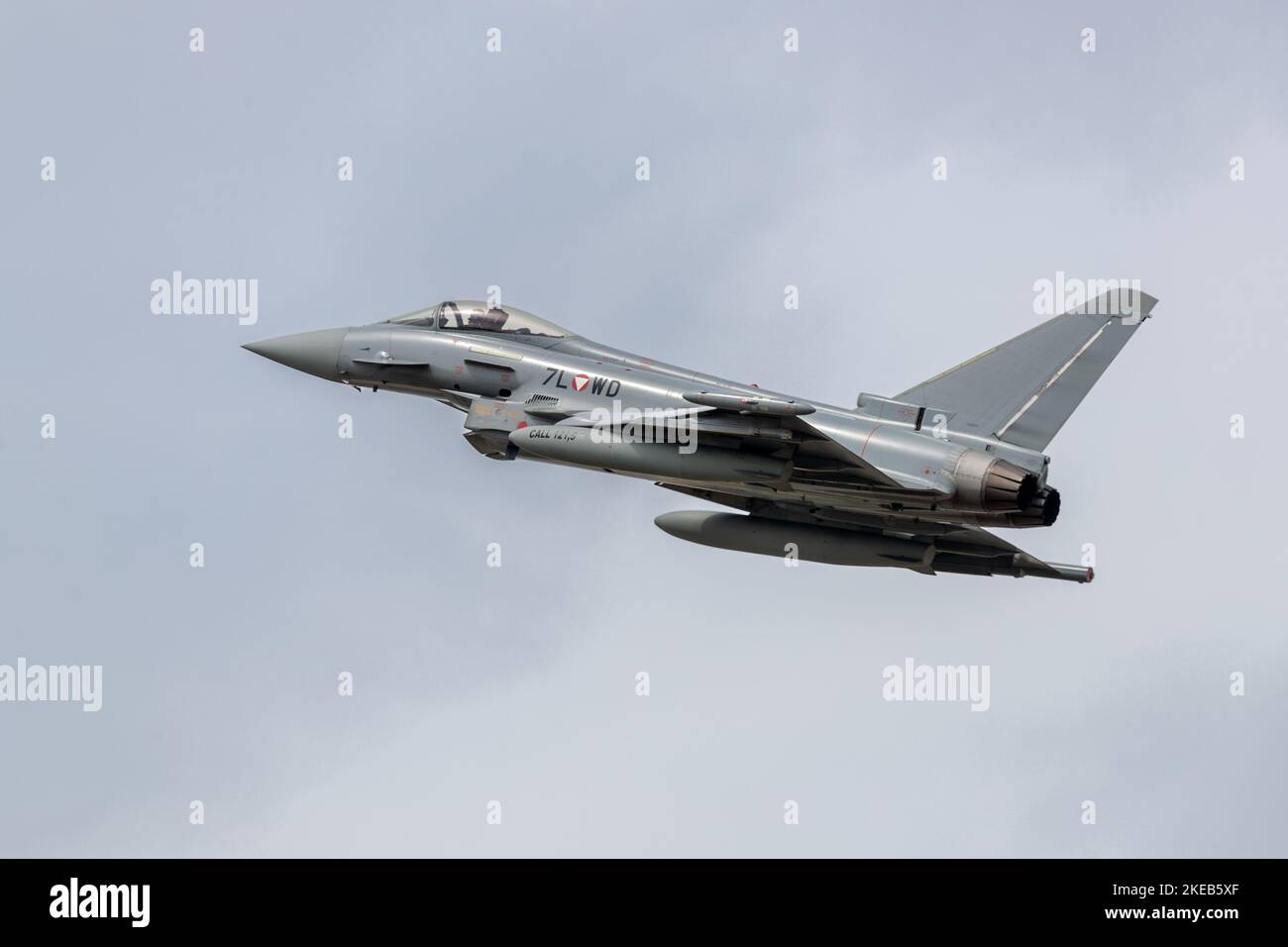 Austrian Air Force - Eurofighter Typhoon demonstrating their Quick ...