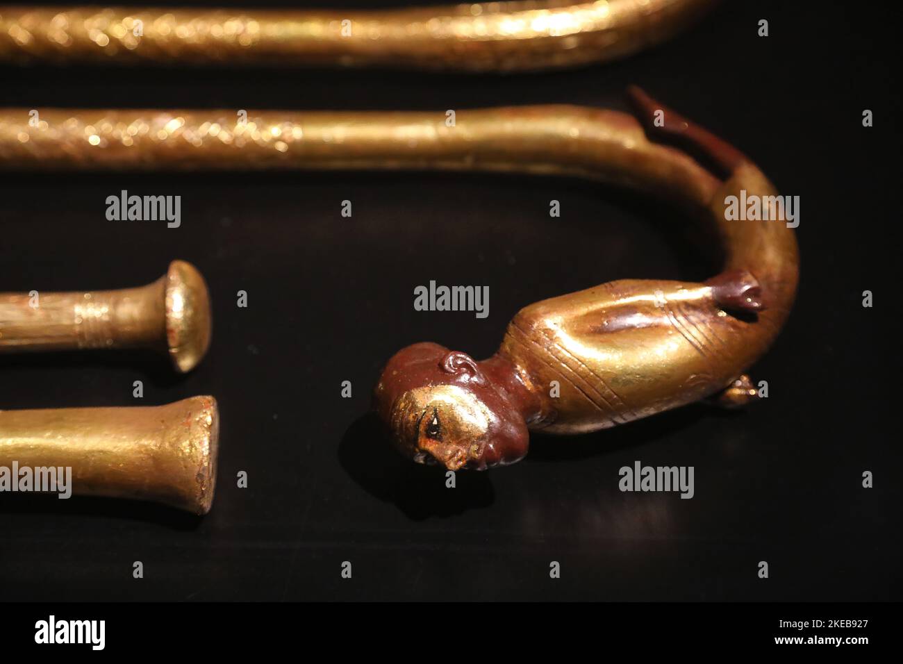 Upper part of a walking stick from Tutankhamun's tomb Stock Photo - Alamy