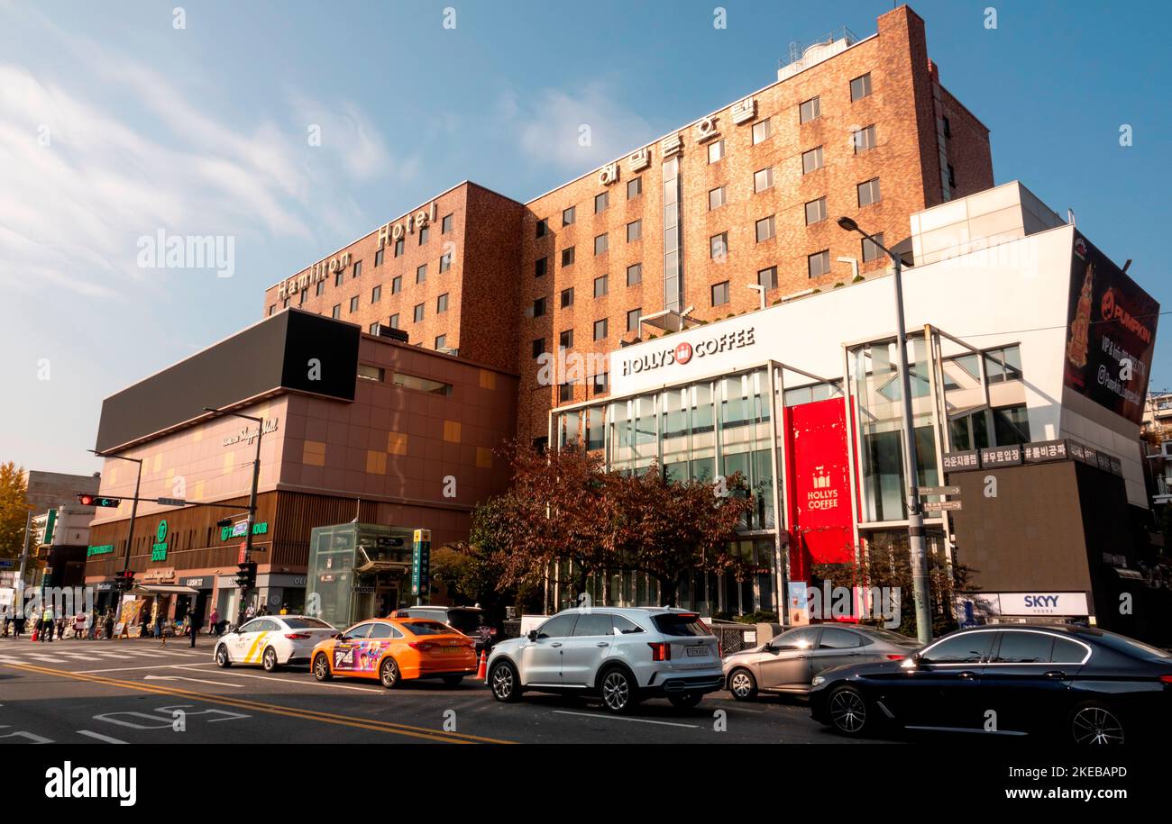 Hamilton Hotel, November 11, 2022 : Hamilton Hotel in Itaewon district ...