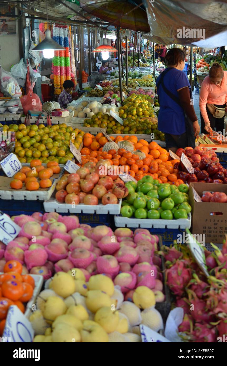 Kor street hi-res stock photography and images - Alamy