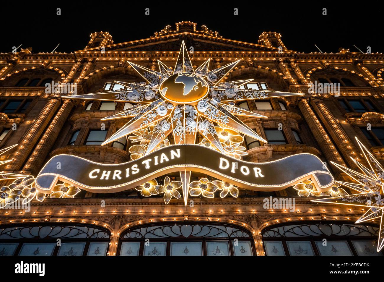 London, UK. 10th Nov, 2022. Christmas lights on Harrods facade appear ...