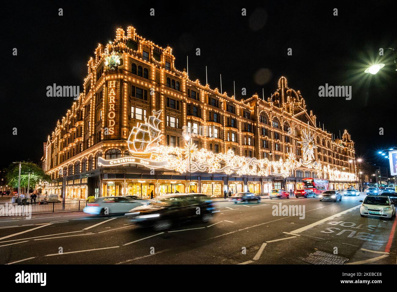 London, UK. 10th Nov, 2022. Christmas lights on Harrods facade appear ...