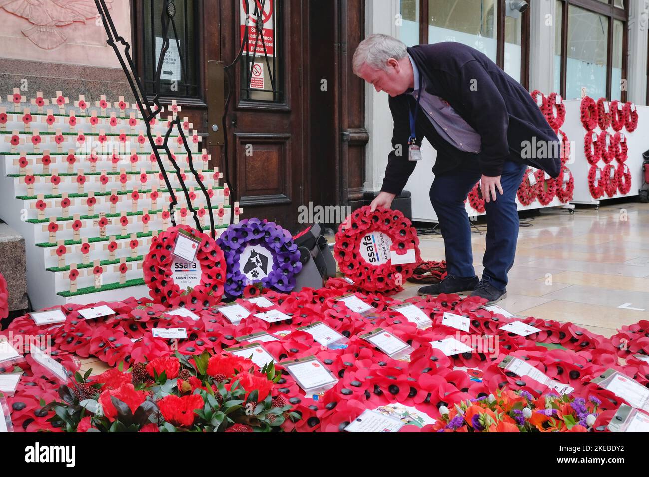 London, UK, 11th November, 2022. War veterans, Great Western Railway ...