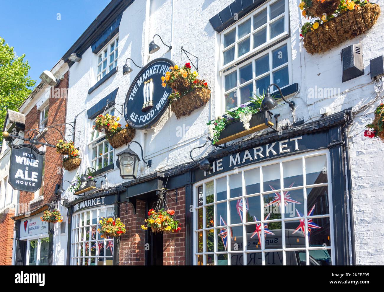 The Market Pub facade, New Beetwell Street, Chesterfield, Derbyshire ...