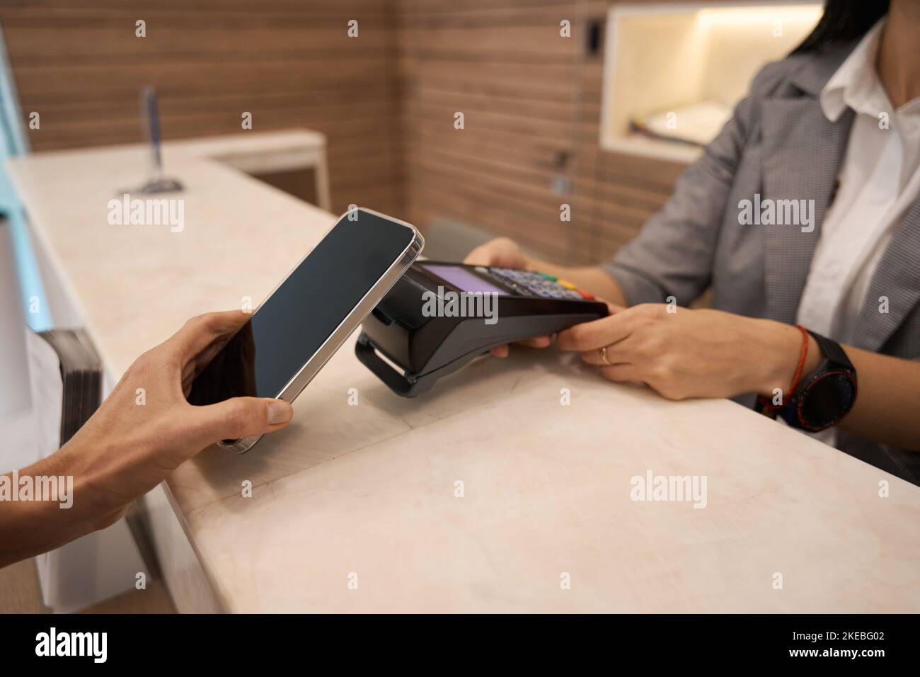 Client making contactless payment hi-res stock photography and images ...