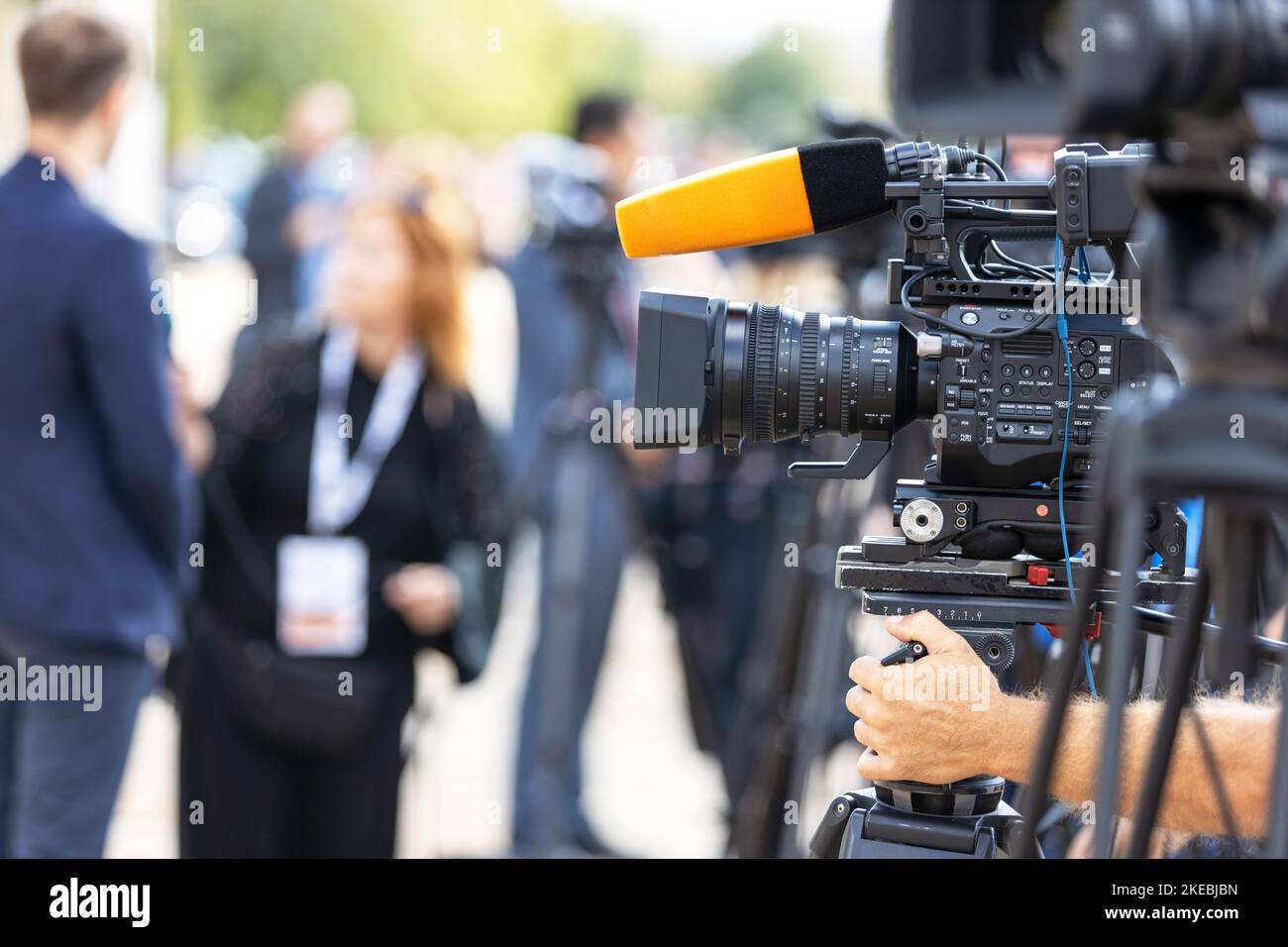 Shooting press hi-res stock photography and images - Alamy