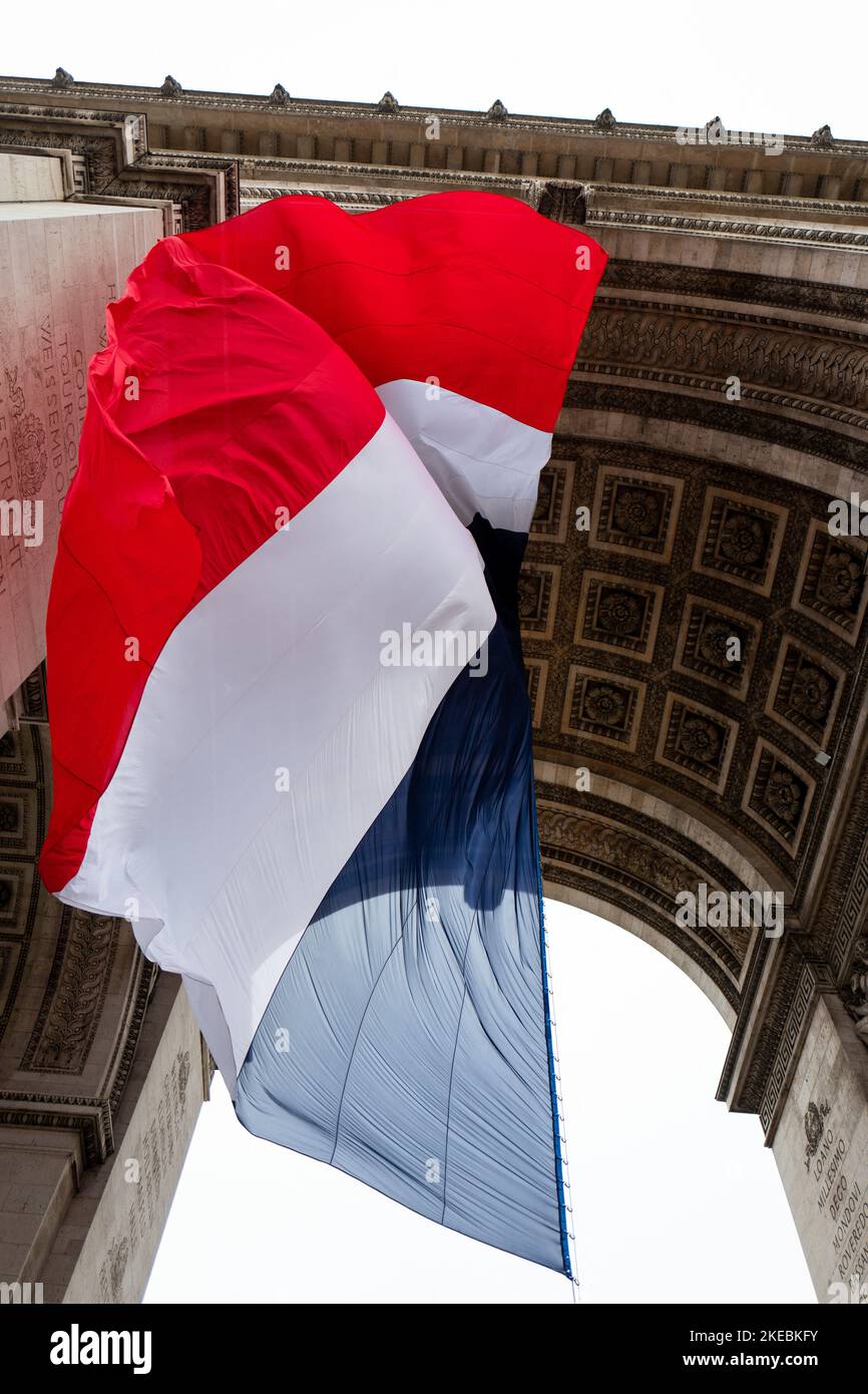 Wreath-laying ceremony at the Arc de Triomphe in Paris , France, on ...