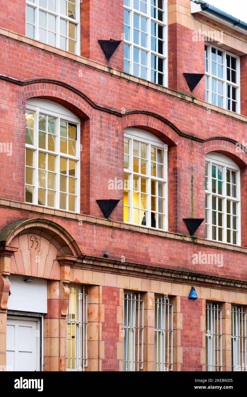 Windows and brickwork in the Jewellery Quarter, Birmingham, UK Stock ...