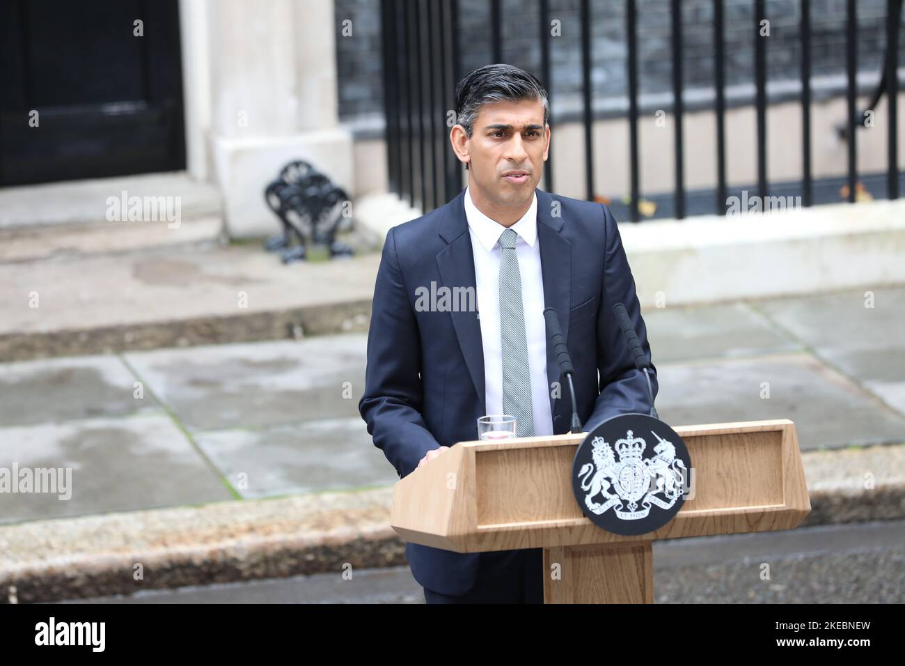Prime Minister Rishi Sunak arrives at No10 Downing Street Stock Photo ...