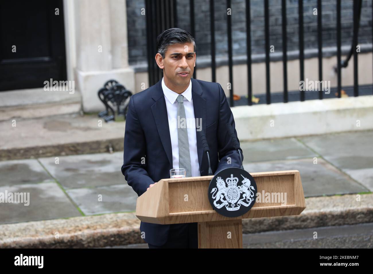 Prime Minister Rishi Sunak arrives at No10 Downing Street Stock Photo ...