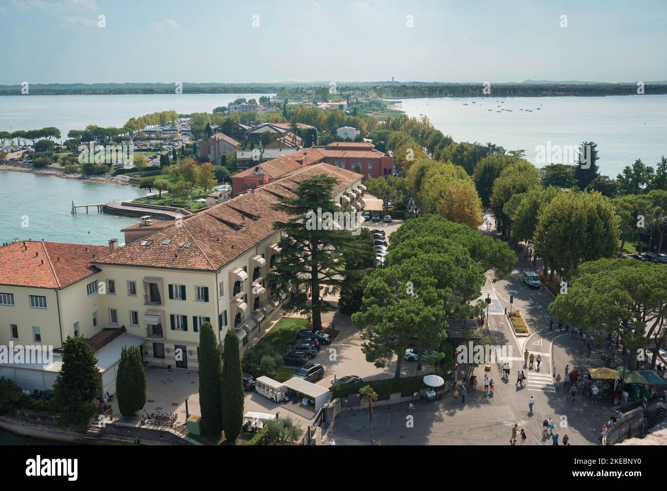Sirmione peninsula, view in summer from Sirmione of the narrow ...