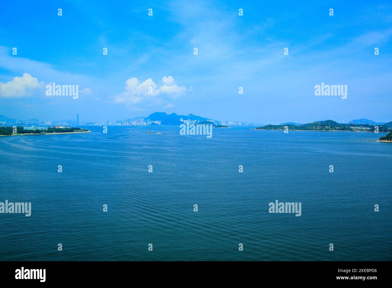 Beautiful scenery blue calm ocean hi-res stock photography and images ...