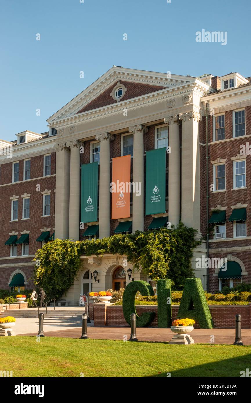 Culinary Institute of America front entrance to the main building in ...