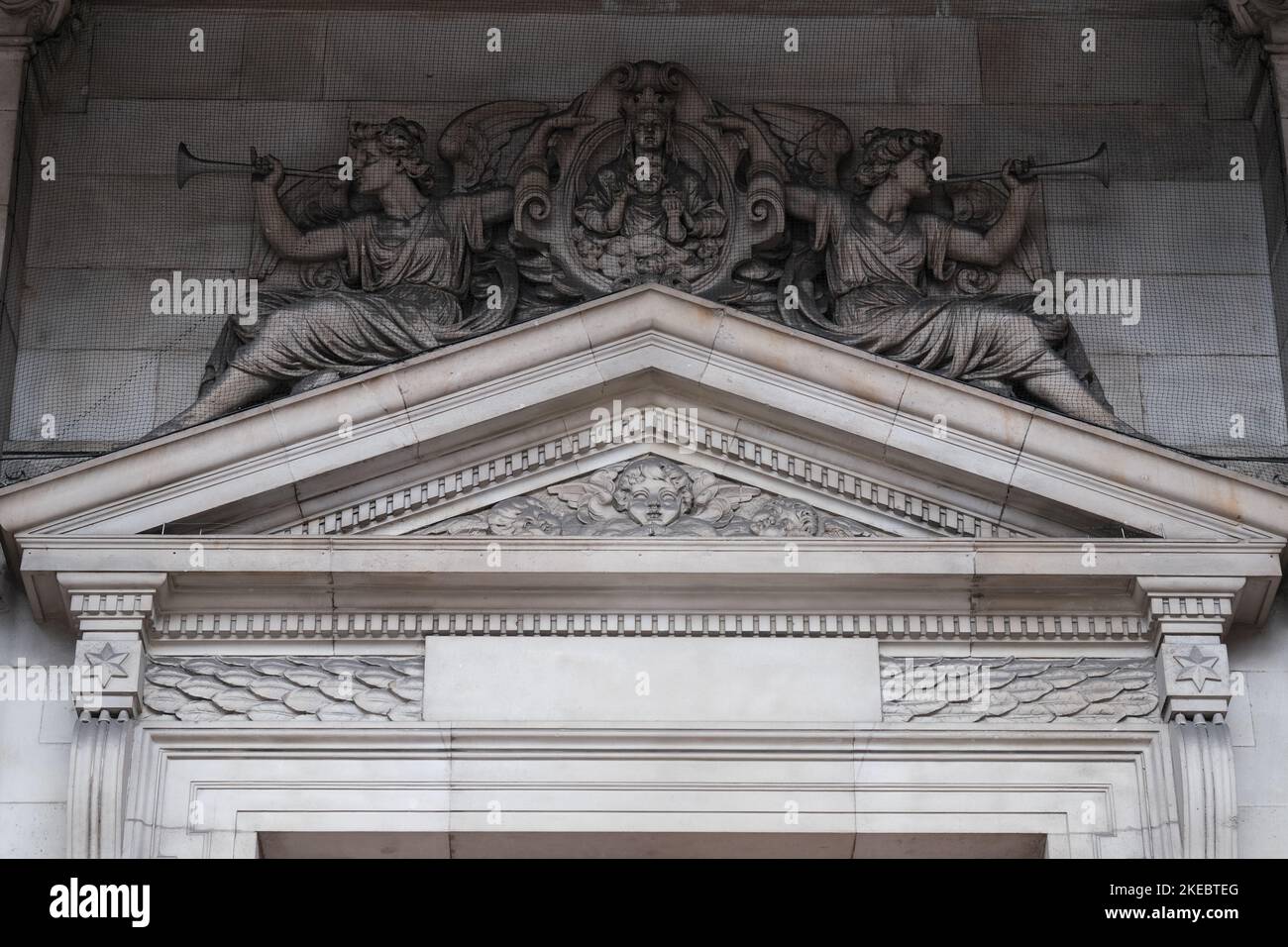 Holy Trinity Brompton Stock Photo - Alamy