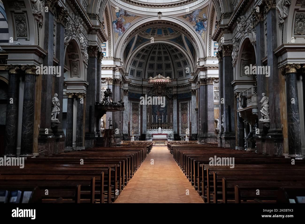 Holy Trinity Brompton Stock Photo - Alamy