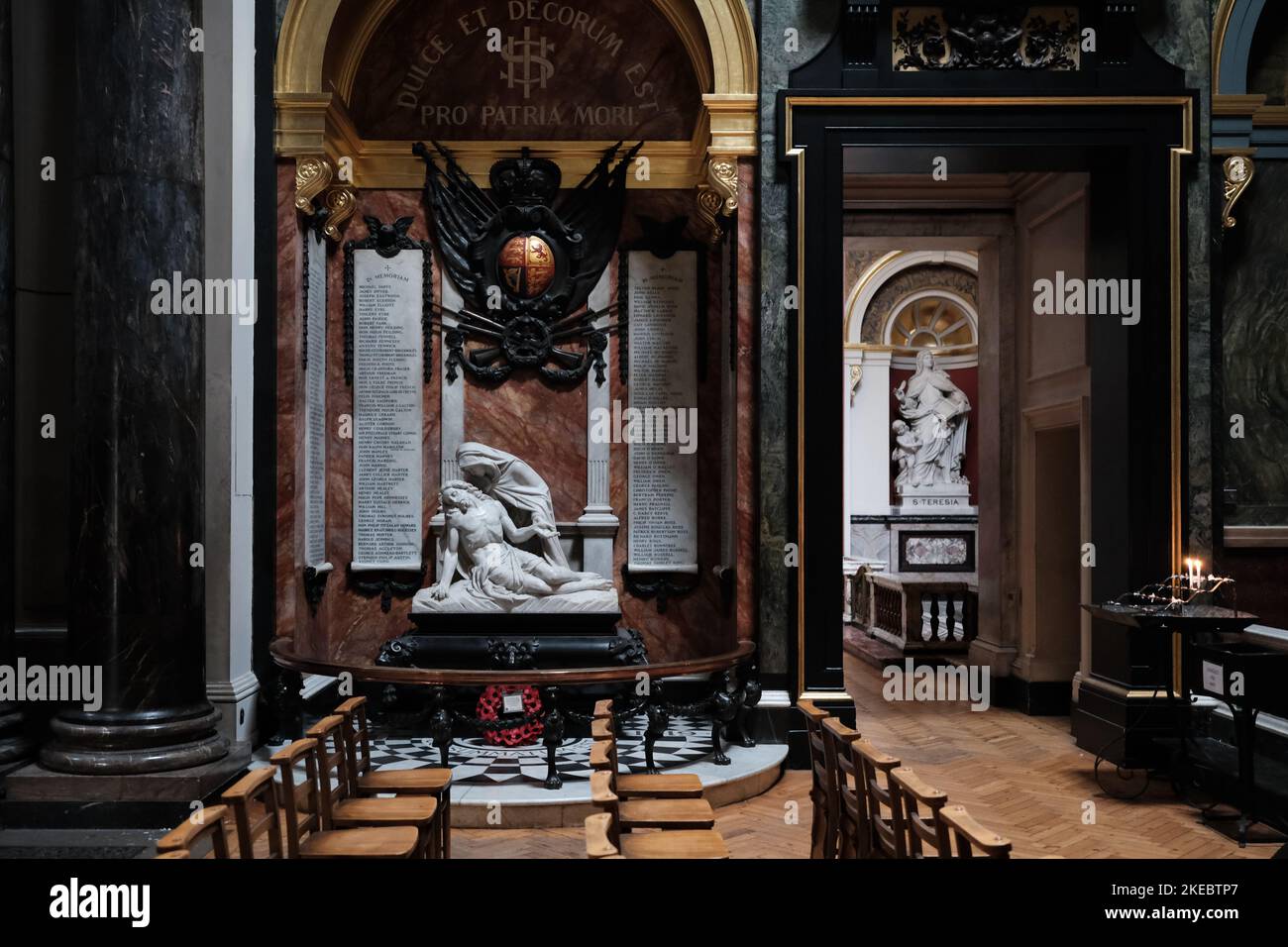 Holy Trinity Brompton Stock Photo - Alamy