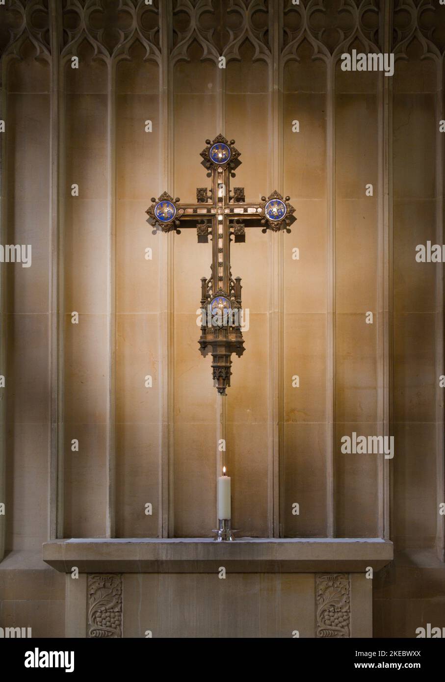 Crucifix, Cross On The Wall In The Birde's Chantry Chapel In Bath Abbey ...