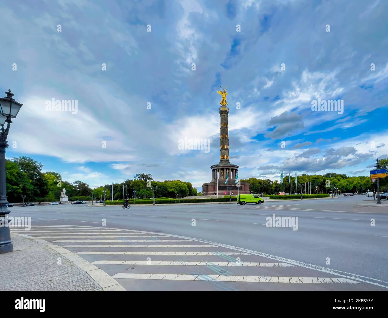 Berlin peace column hi-res stock photography and images - Alamy