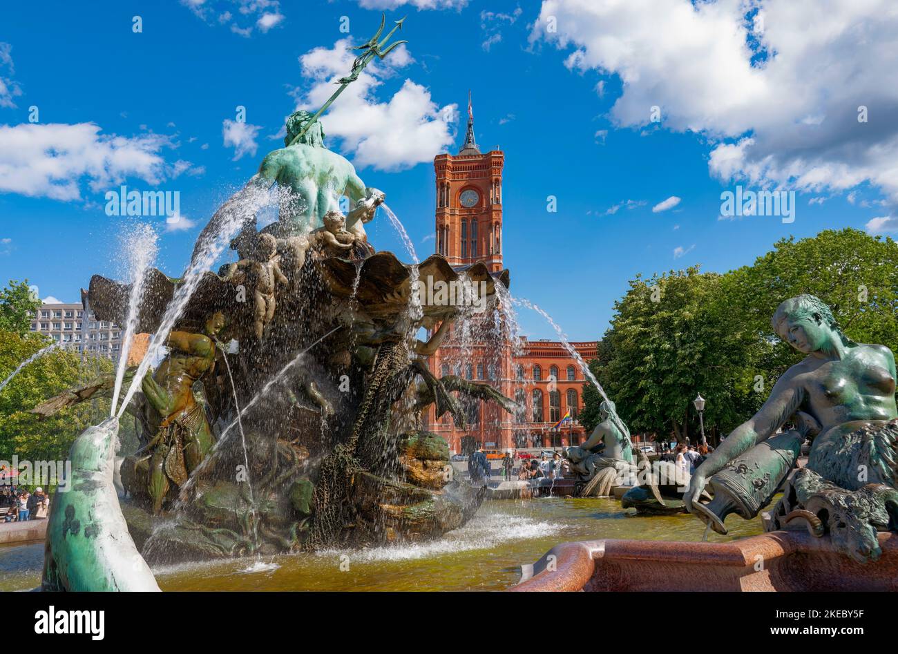 Neptune fountain with red city hall in background, Berlin, Germany ...