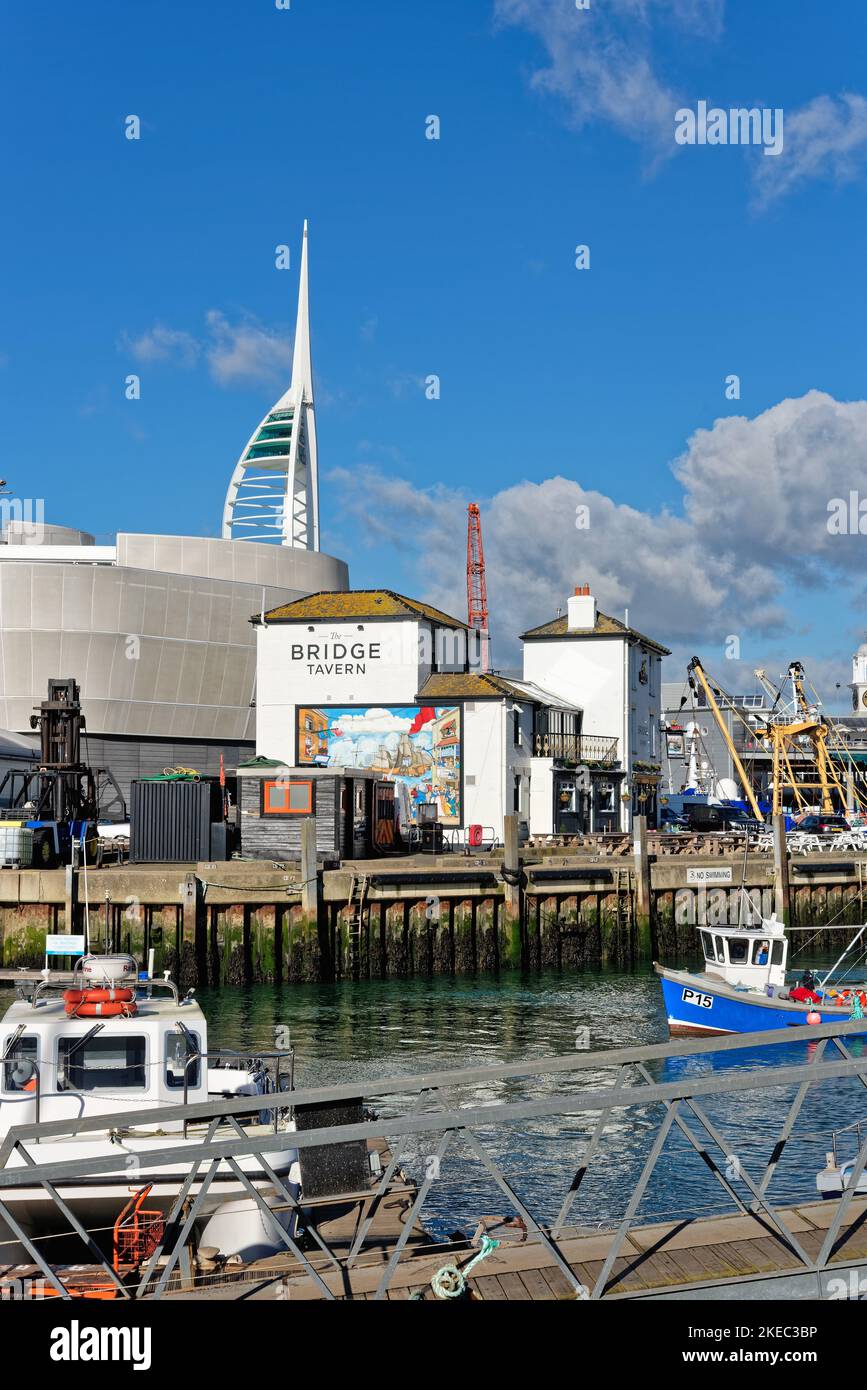 Portsmouth historic docks hi-res stock photography and images - Alamy