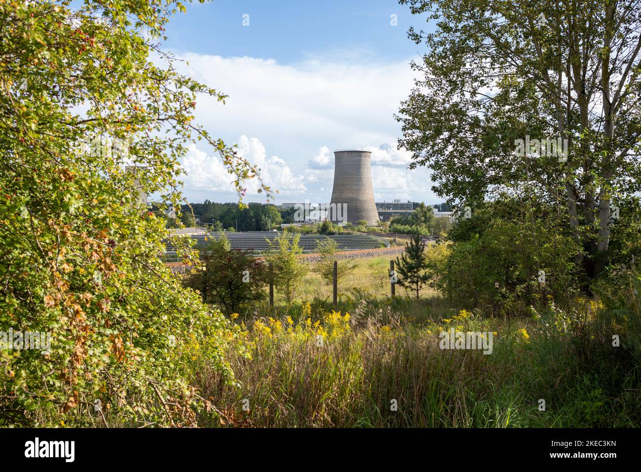 Cooling system and factory hi-res stock photography and images - Alamy